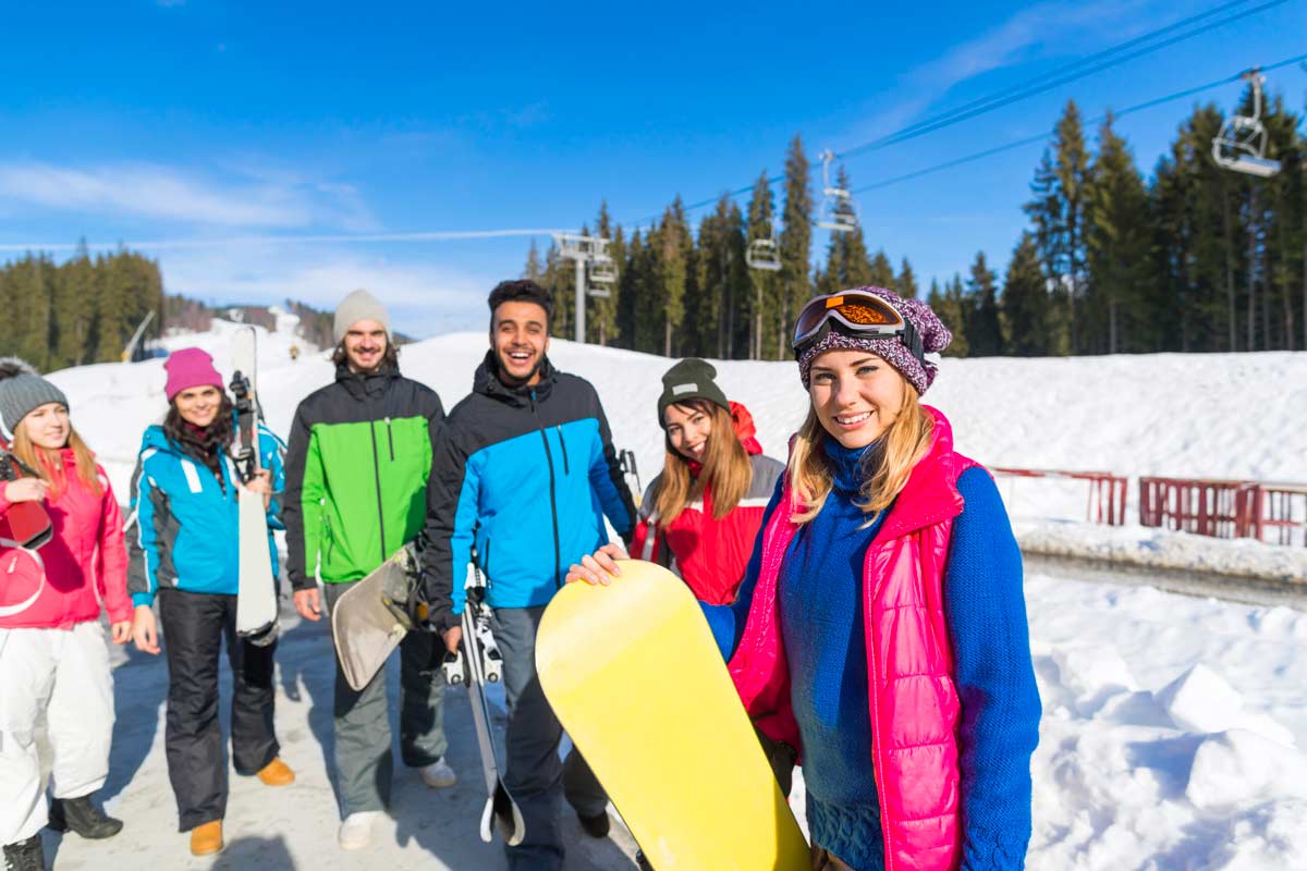Comment organiser un week-end ski entre potes ? - Come On